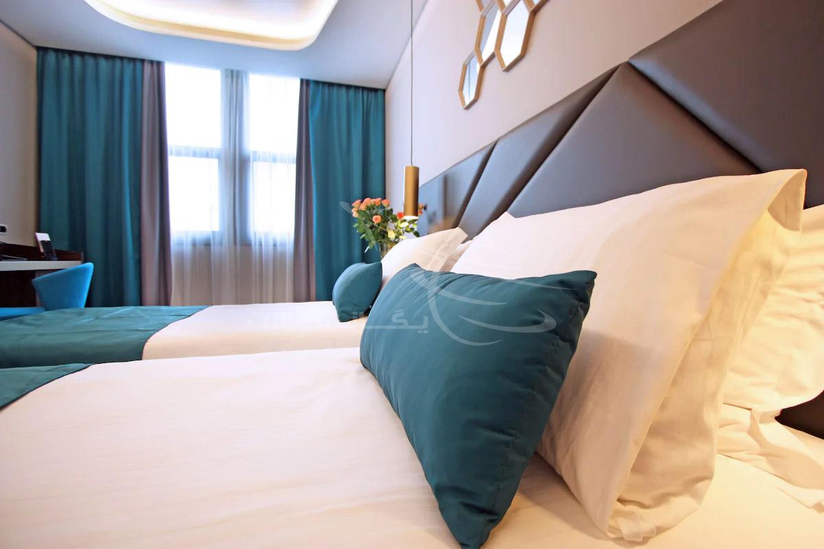 هتل هایو رم - The Hive Hotel - راهنمای 1404 - یگانه گشت 1404